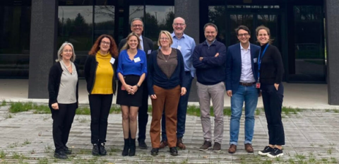 About Adult Immunization Board (AIB): a group of 20 experts